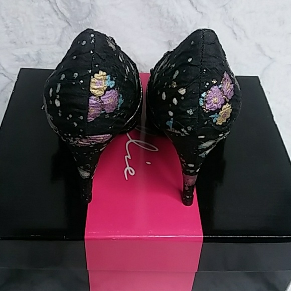 Ellie | Shoes | Ellie Black Annette Pump | Poshmark